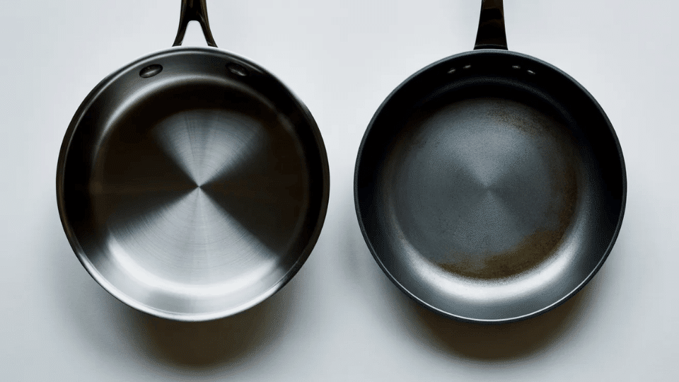 Carbon Steel vs Stainless Steel Pan: Which One to Pick
